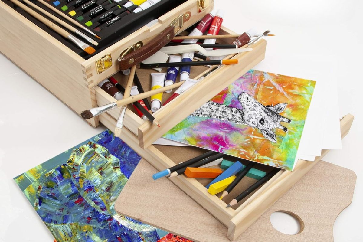 What is Mixed Media Art? – Artistik Art Materials